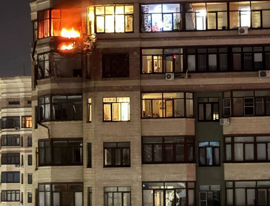 Moscow under attack from biggest drone strike yet on day peace talks begin