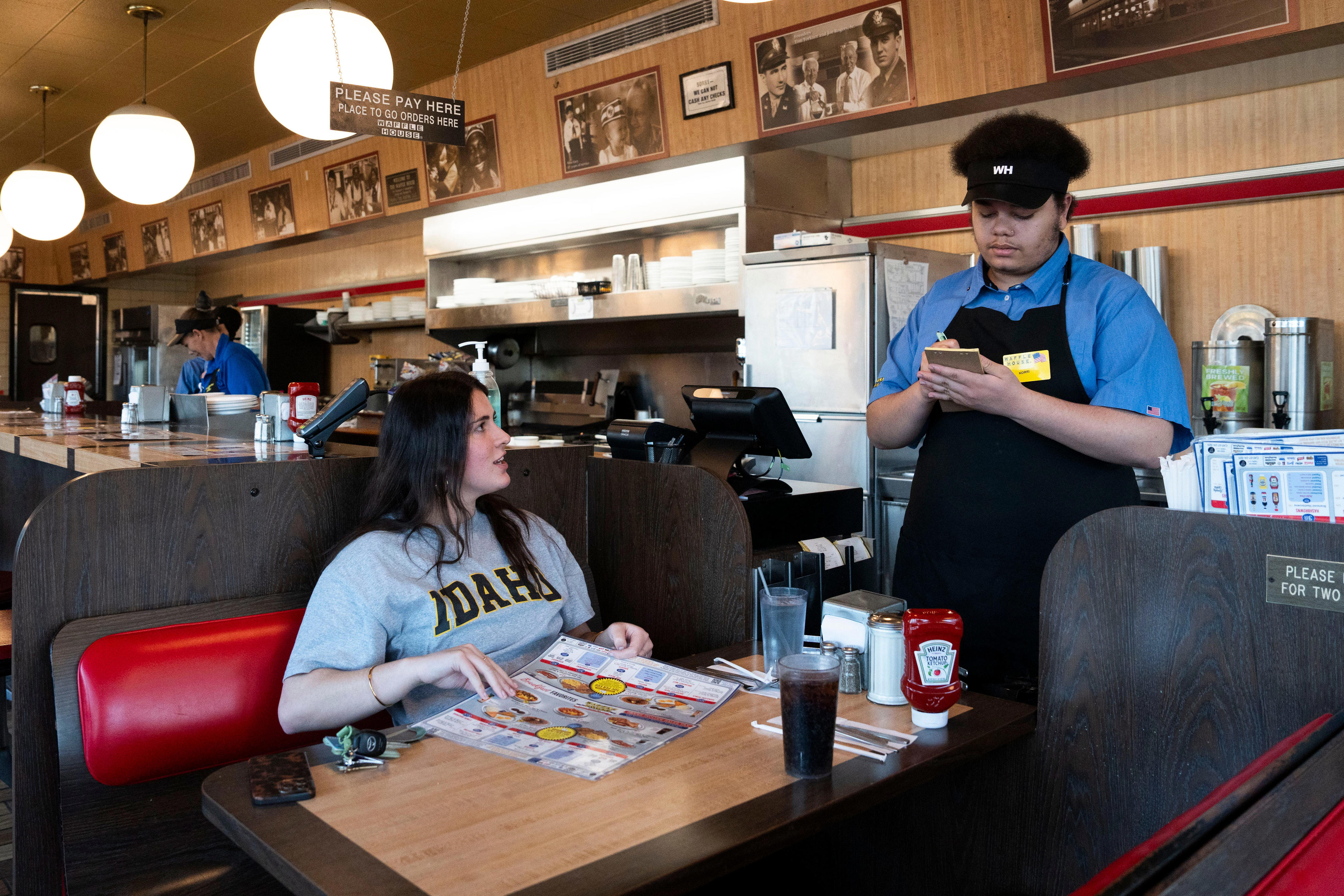 Meat Madness: Not trying to start beef, but 16 Knoxville burger spots ...