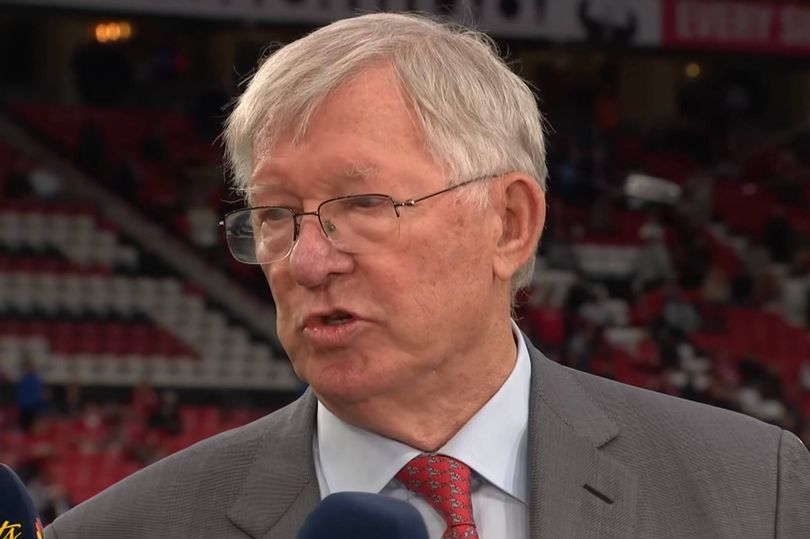 'Grumpy' Sir Alex Ferguson shows true colours with reaction to Sir Jim ...