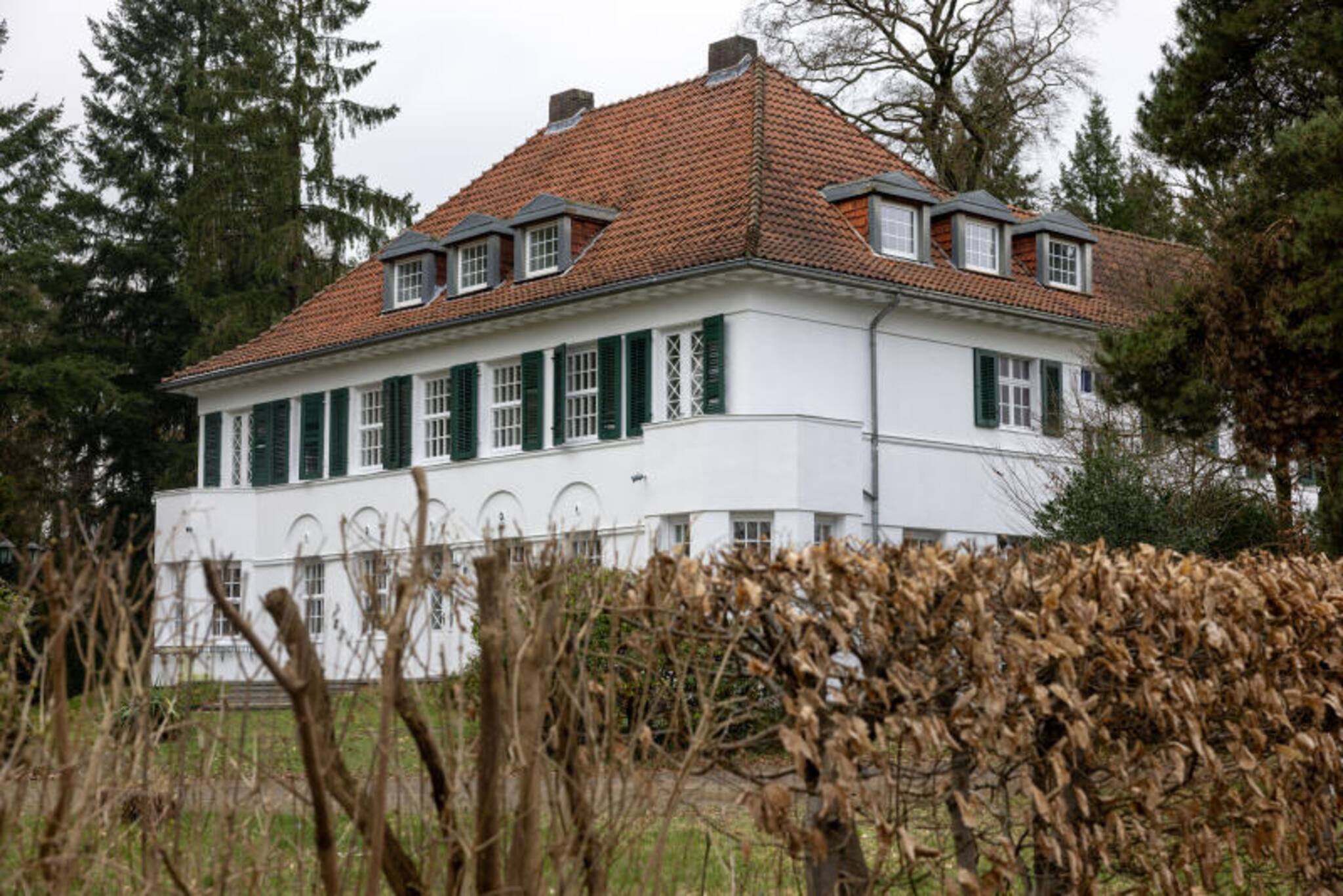 Rheinmetall-Villa in Unterlüß: Mr. Unreal Estate löst Hype um Luxus ...