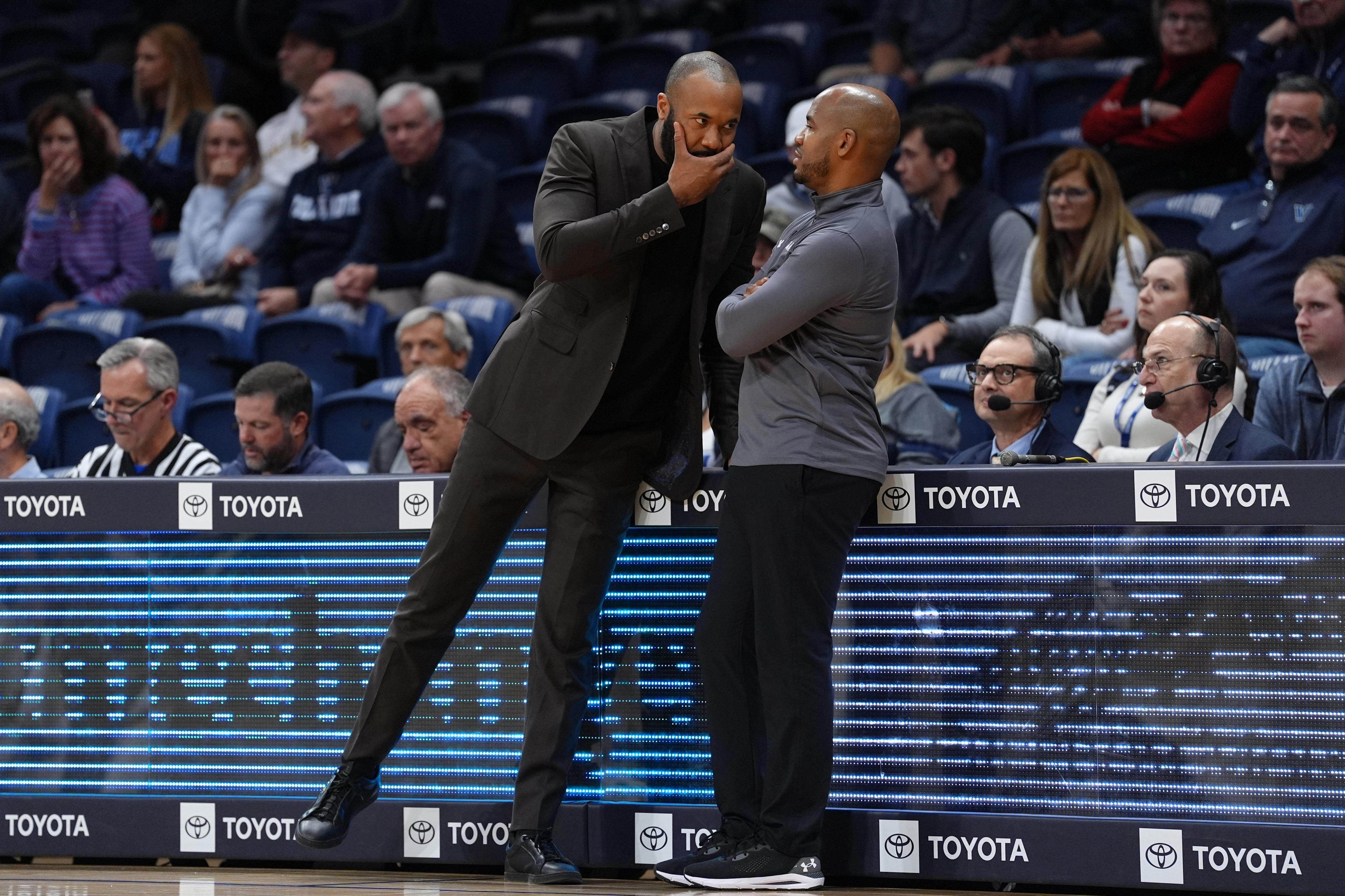 Big East Tournament: Seton Hall-Villanova's tale of two coaches, fans ...
