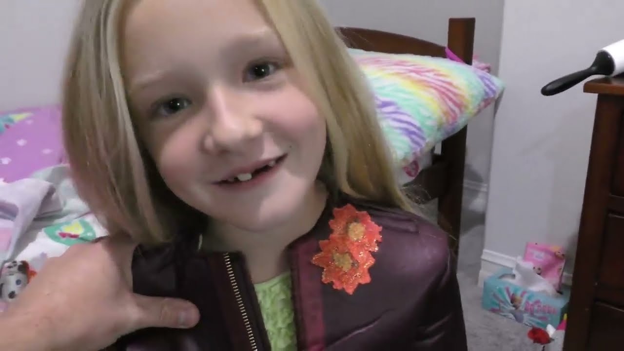 Ultimate Zombie Tag! Who Gets Infected??? Disney Zombies 2 Pretend Play!