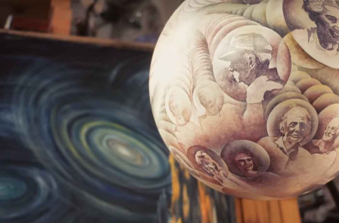 Termespheres are the spherical paintings of Dick Termes