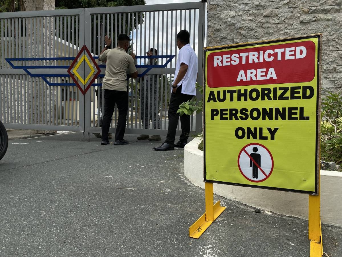 Duterte arrested for crimes vs humanity