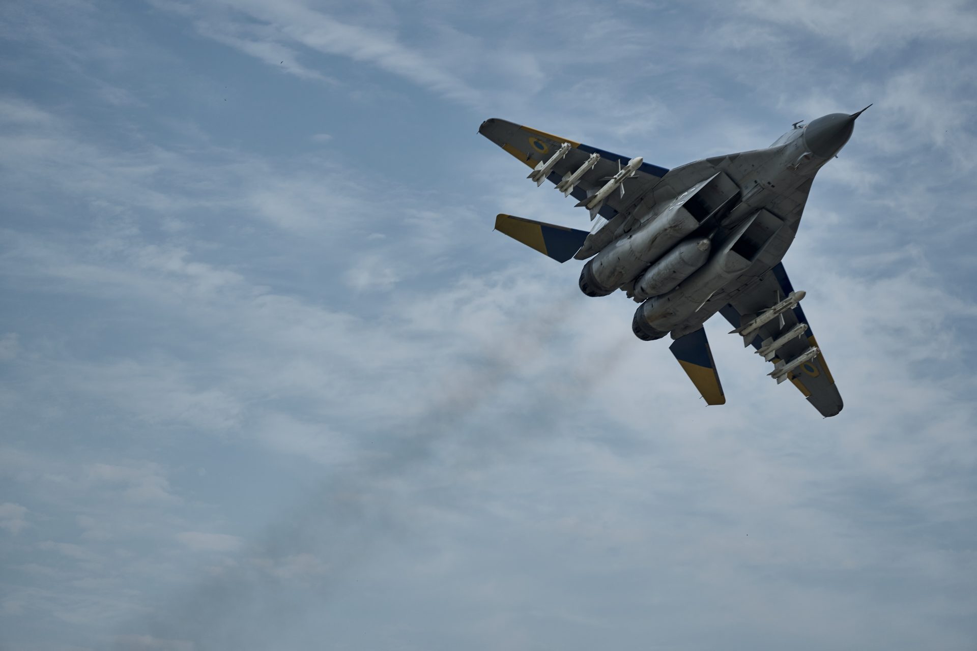Ukrainian success: fighter jet destroys Russian command center