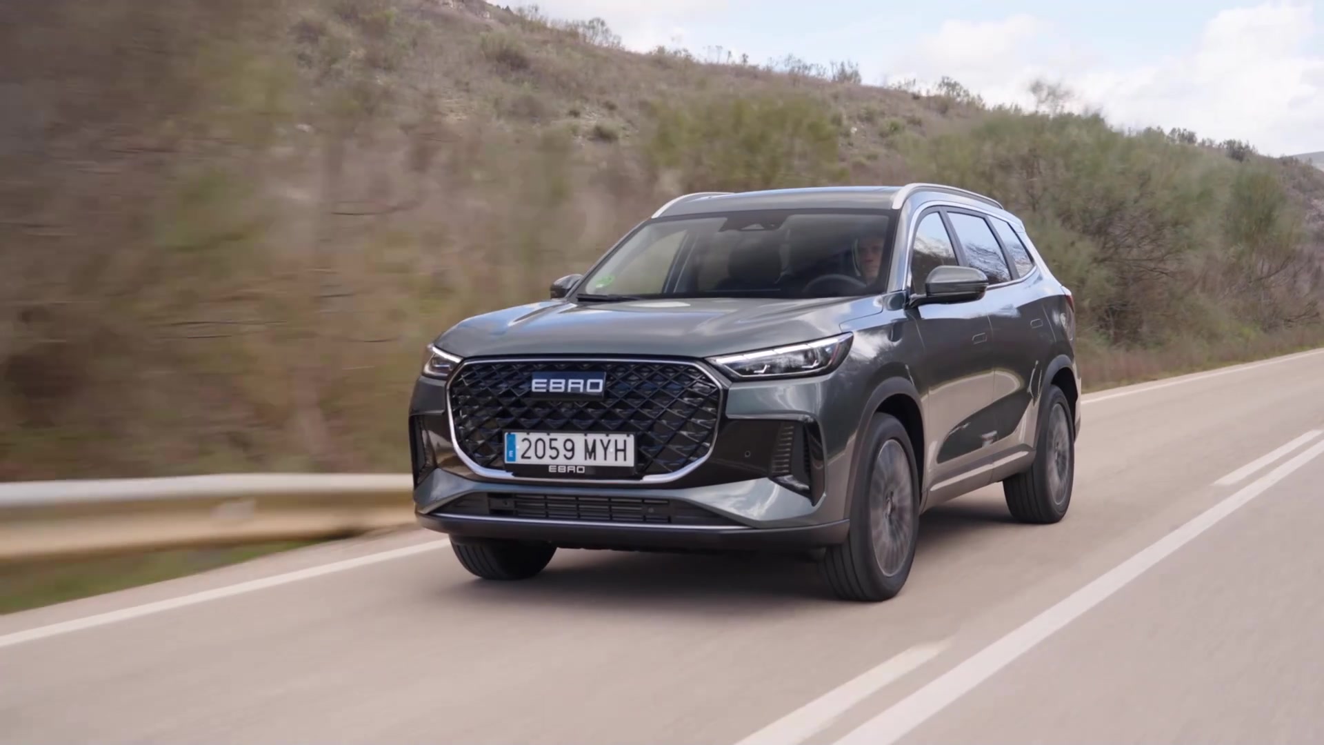 The new EBRO s800 Driving in the country