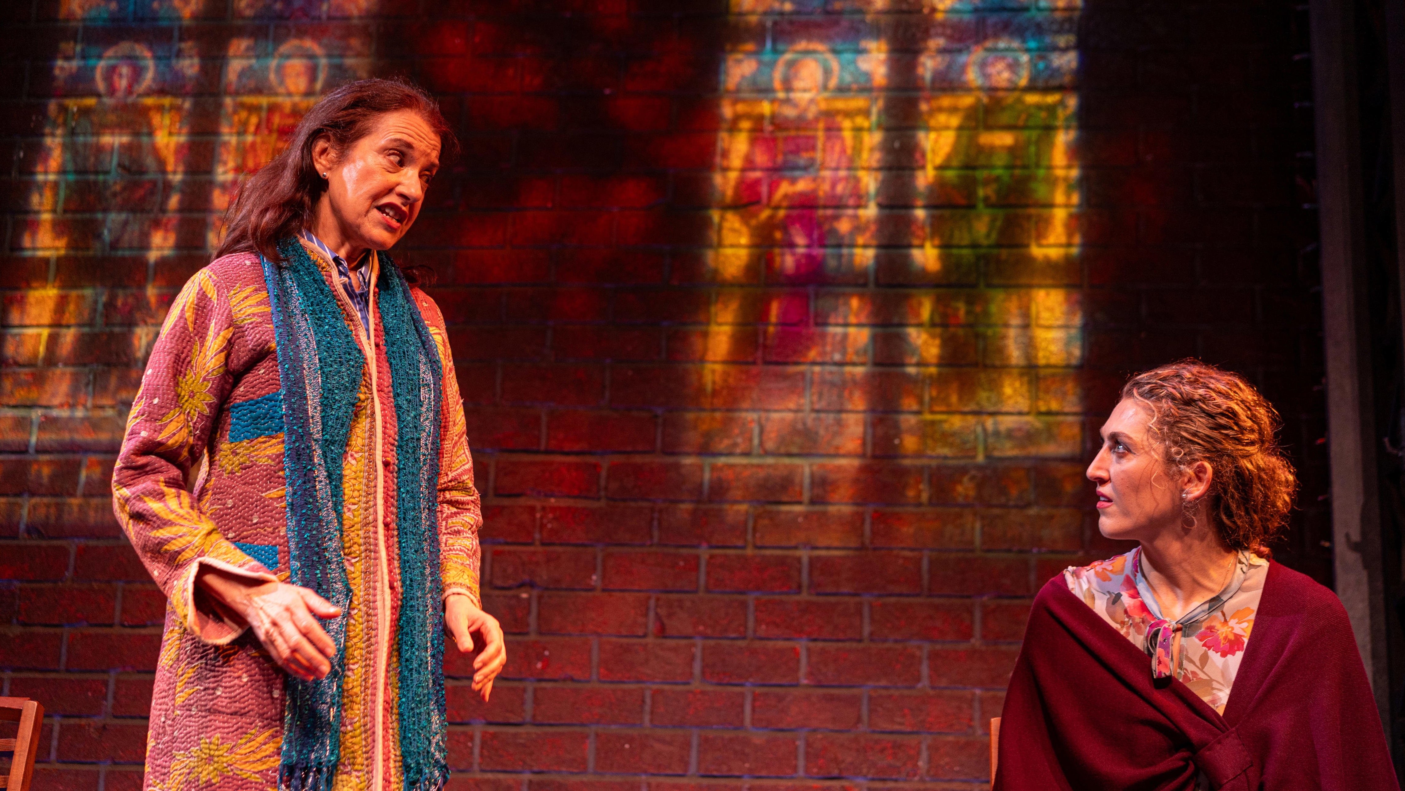 ‘Bad Books’ makes for good theater at Florida Studio Theatre