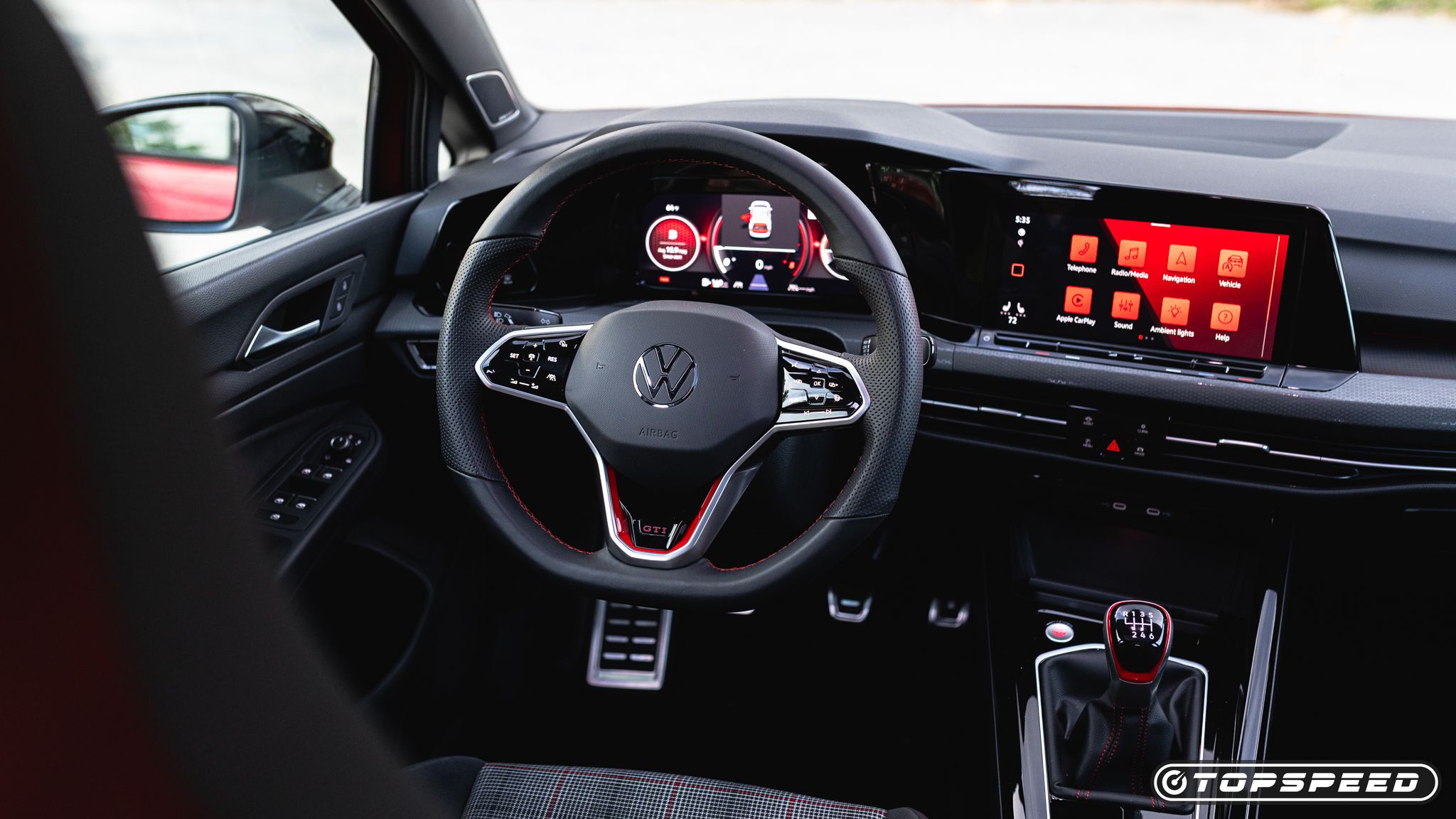 VW Exec Pledges To Use Physical Buttons: 'It's Not A Phone: It's A Car'