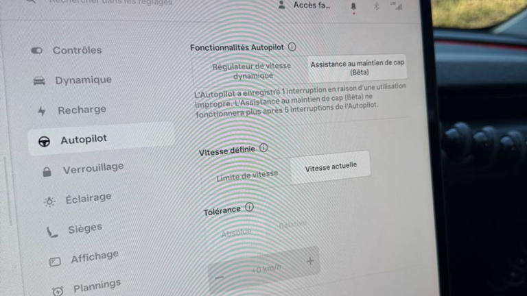 Tesla confirme avoir changé le fonctionnement de l’Autopilot dans son ...