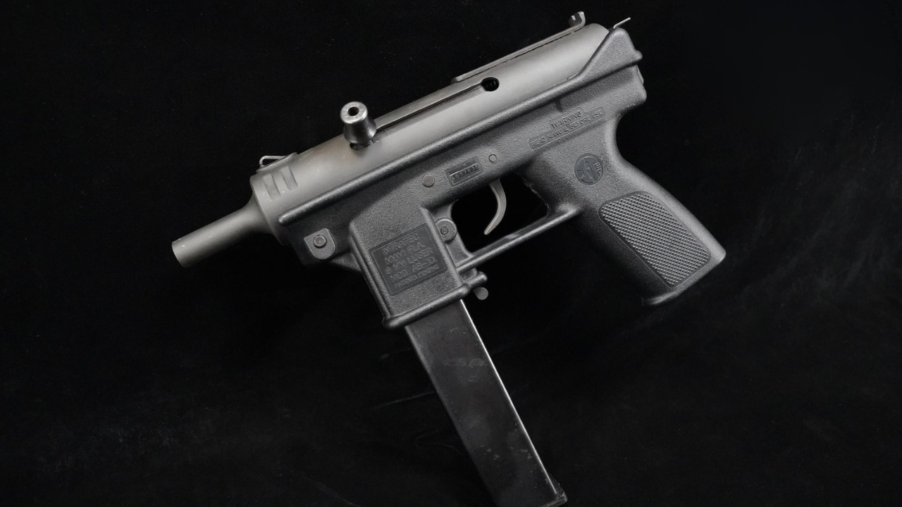 10 Guns That Look Cool But Shoot Like Garbage