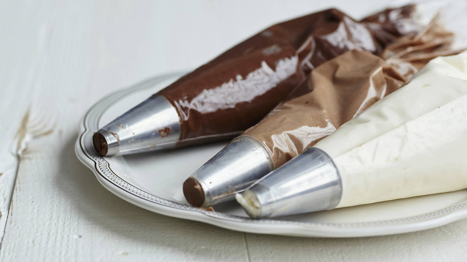 5 recipes for custards derived from pastry cream that every pastry ...