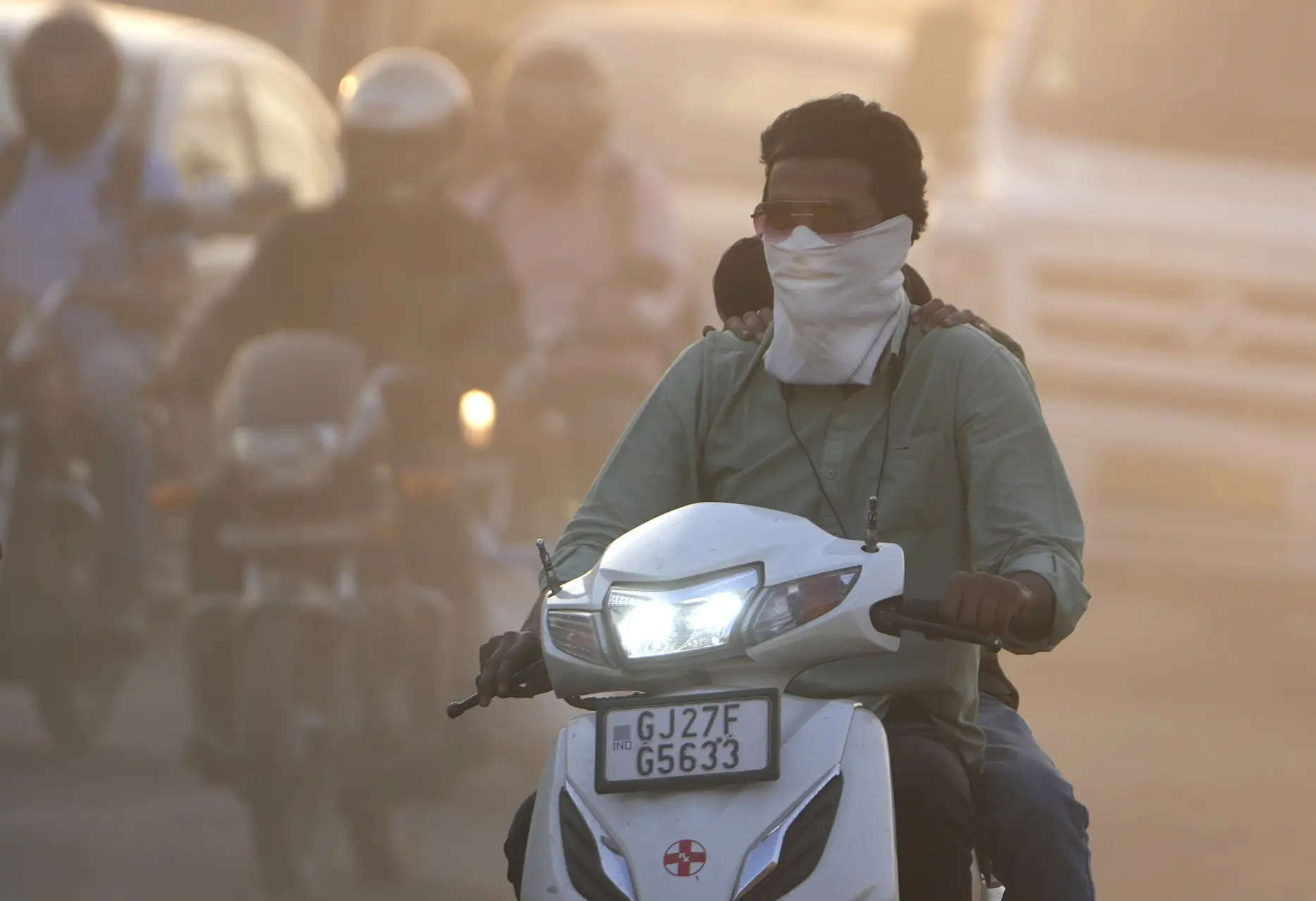 Bangladesh, Pakistan ahead of India in world's most polluted country ...