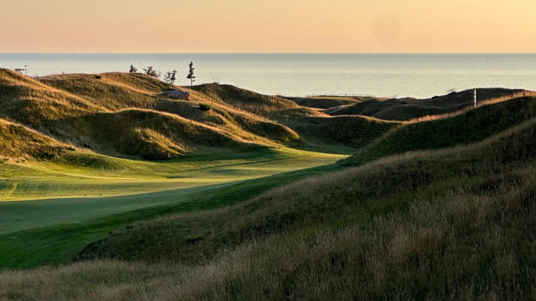 The Underrated Lake Michigan Town Where A World-Class Golf Course And ...