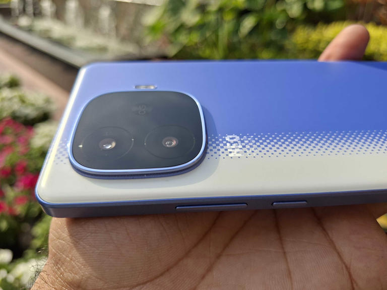 iQOO Neo 10R review: Gaming phone that won't burn a hole in your pocket