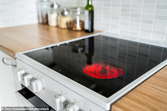 Cooking with a gas stove 'creates more pollution than busy roads'