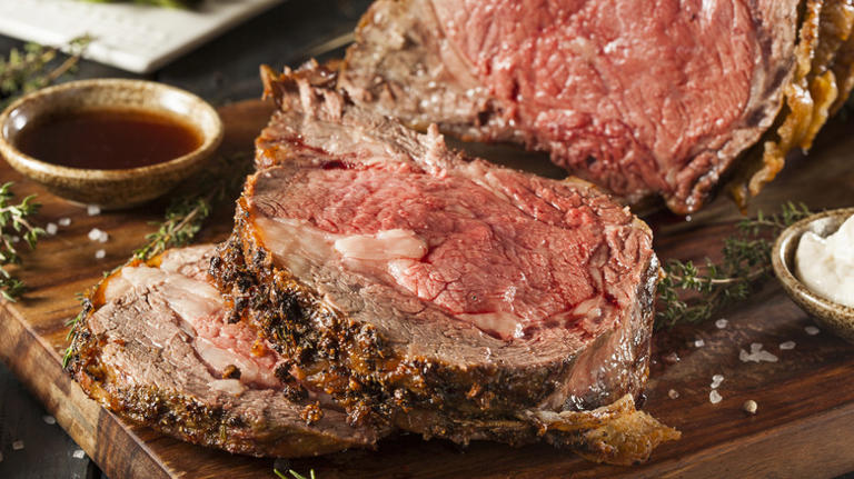 How Giada De Laurentiis Seasons Prime Rib For Flavor Inside And Out