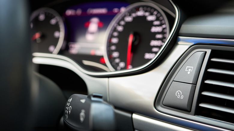 What Does The TC Symbol Mean On Your Car's Dashboard?