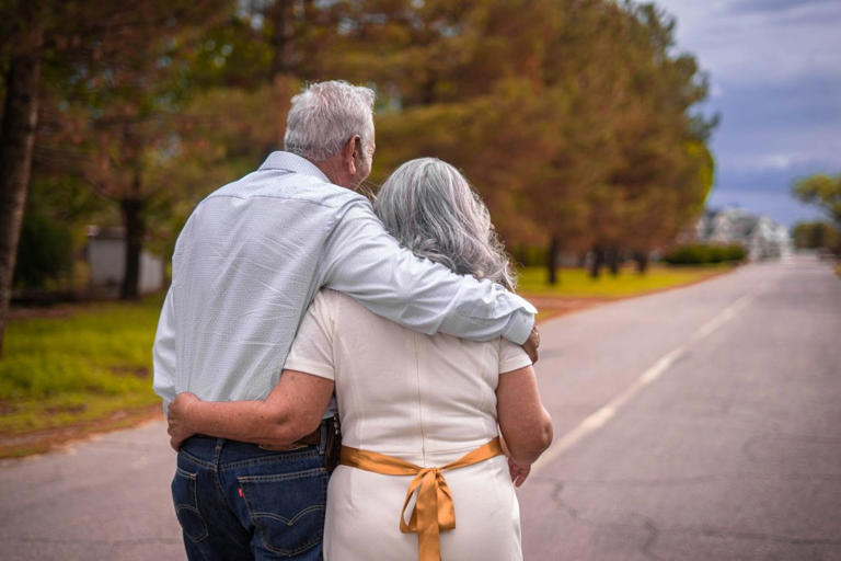Aging Together: The Art of Growing Old with Your Partner