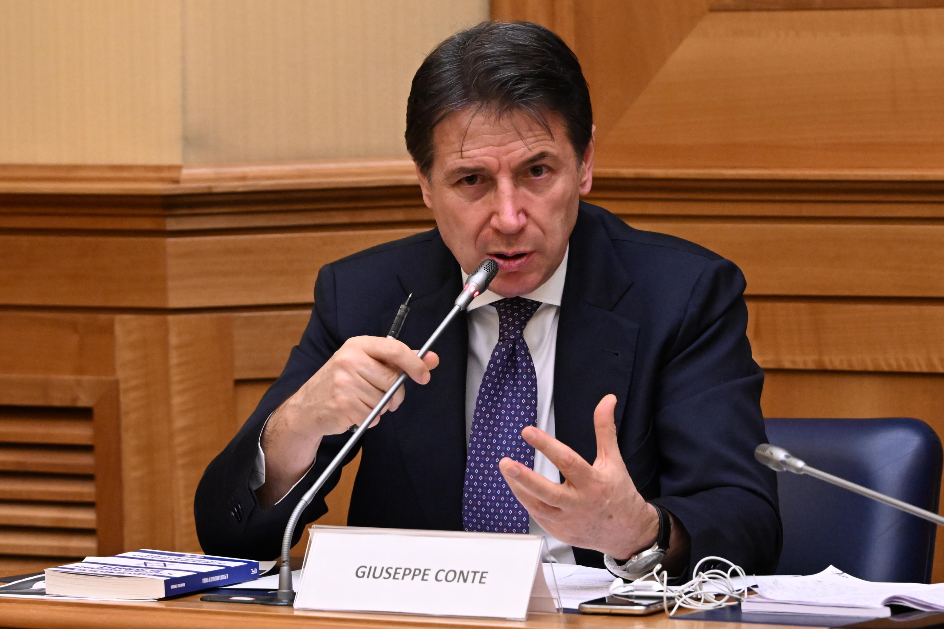 Conte, nella piazza del 15 marzo ci sono troppe ambiguità