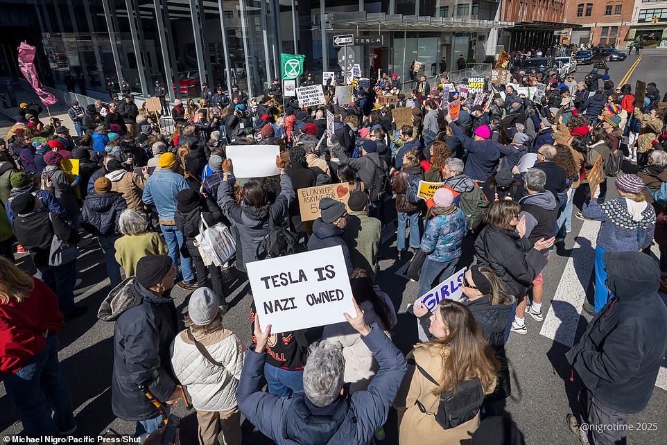 Rap Warfare: 15 Legendary Diss Tracks That Shook the Industry