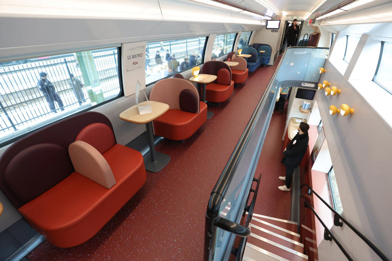 Wagon-bar sur deux étages, davantage de place pour les jambes… voici l’intérieur du TGV du futur ...