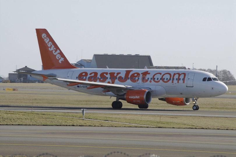 EasyJet flight 'seconds from disaster' after nearly hitting mountain ...