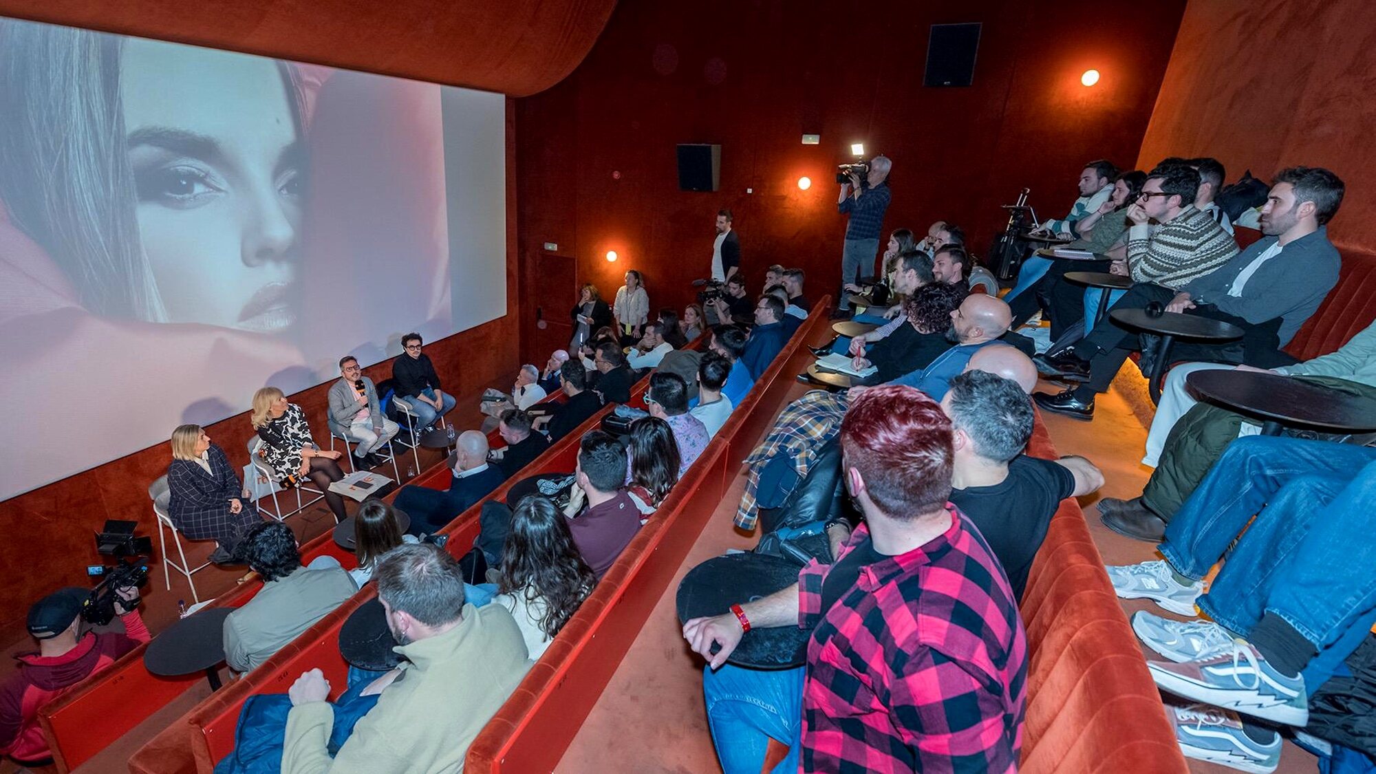 Melody contará su metamorfosis en un documental que prepara RTVE dentro ...