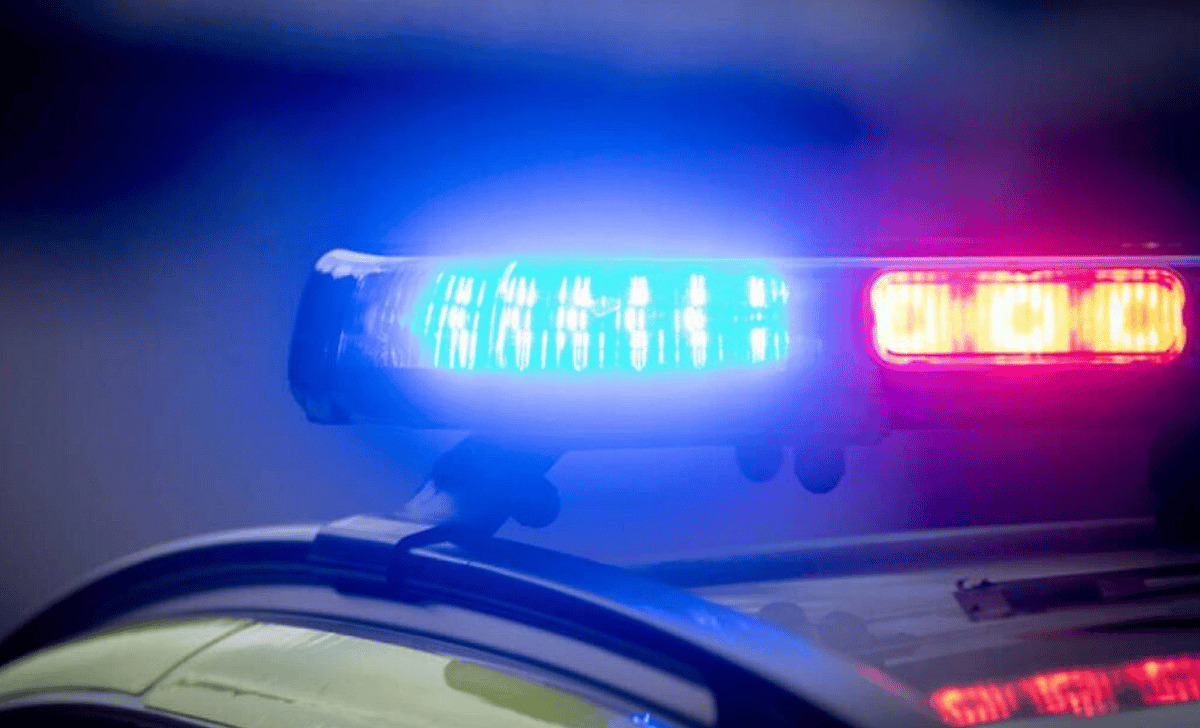 Militants hold 450 train passengers hostage in Pakistan