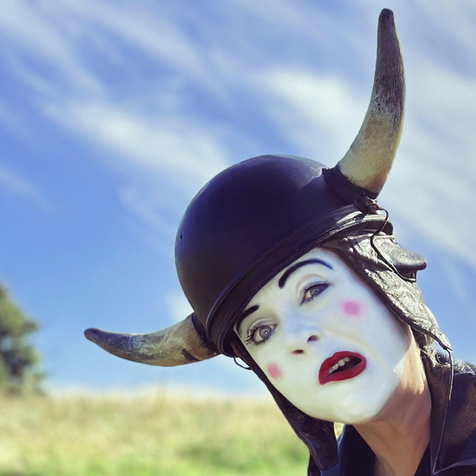 The Rude Mechanical Theatre Company are back! Touring in Sussex summer 2025