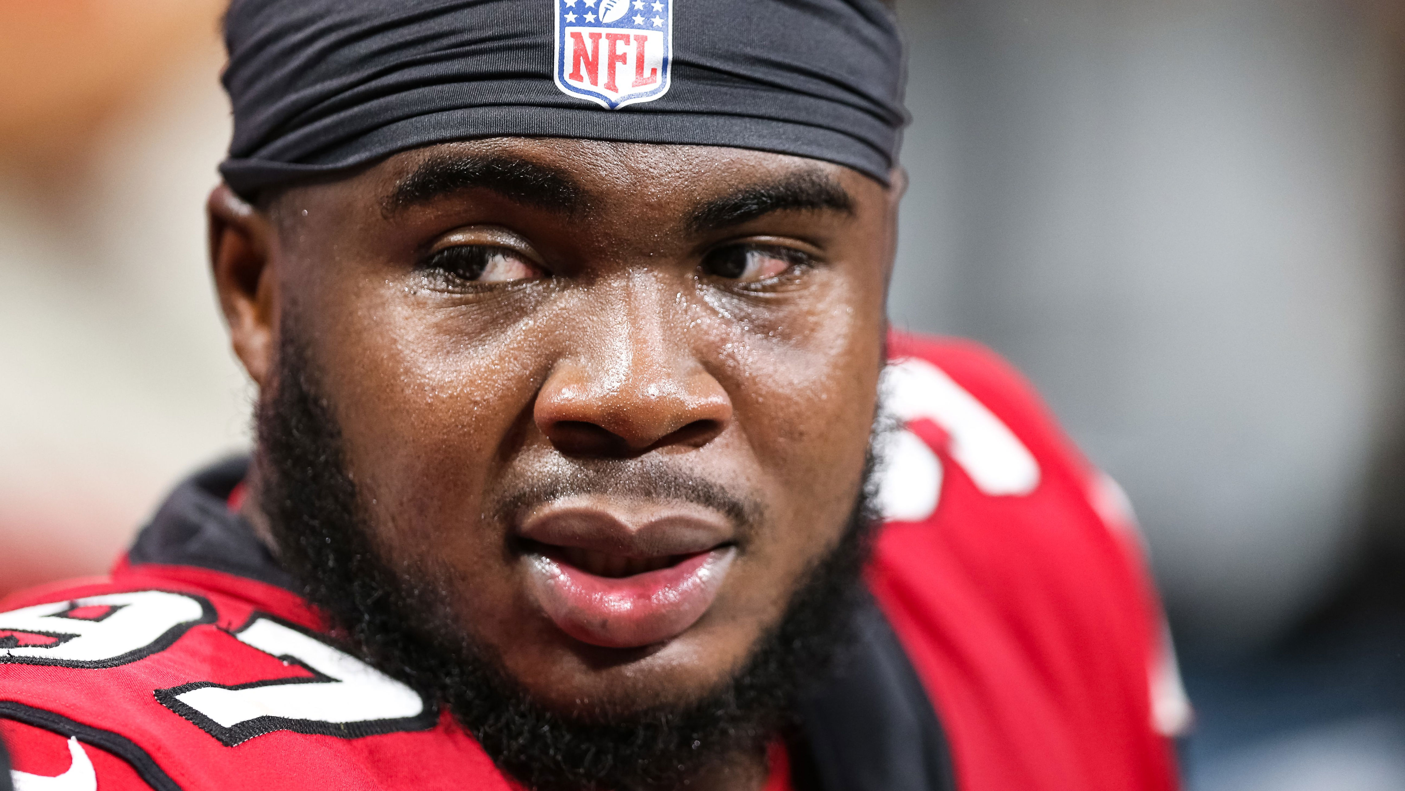 Bears Signing Super Bowl Record-Setting DT to $43.5 Million Contract