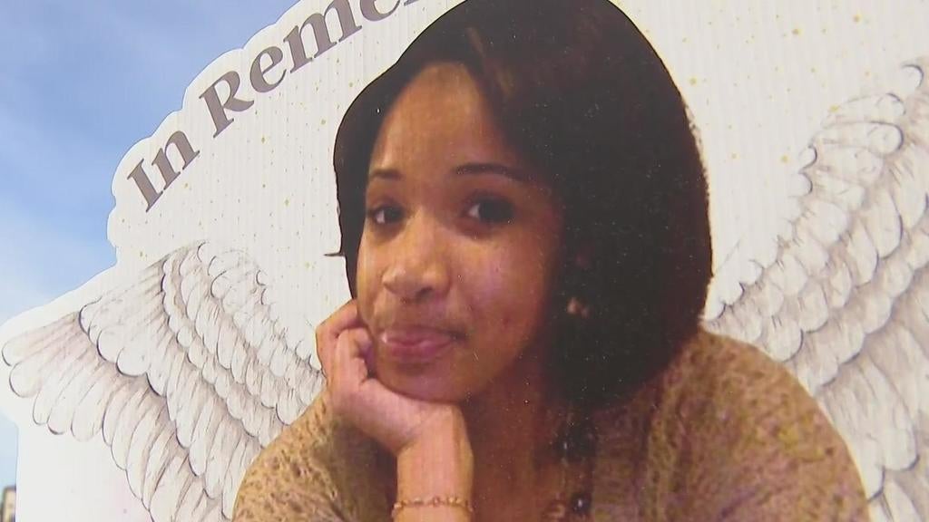 Man accused of killing Hadiya Pendleton to stay in jail as he awaits ...