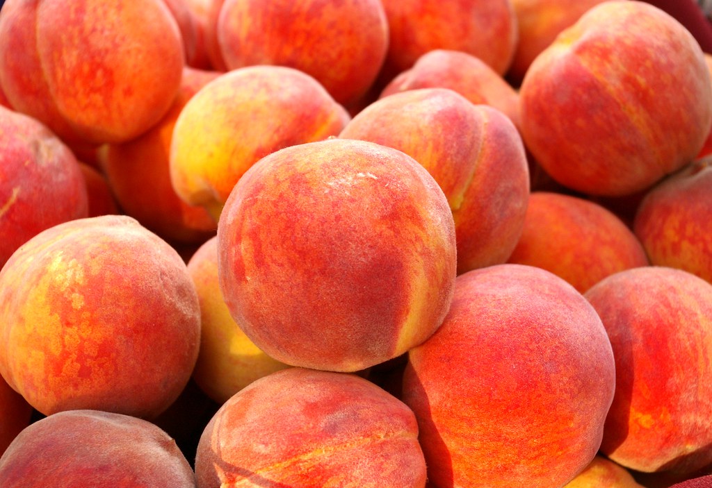 Seasonal Fruits to Enjoy in Colorado Right Now