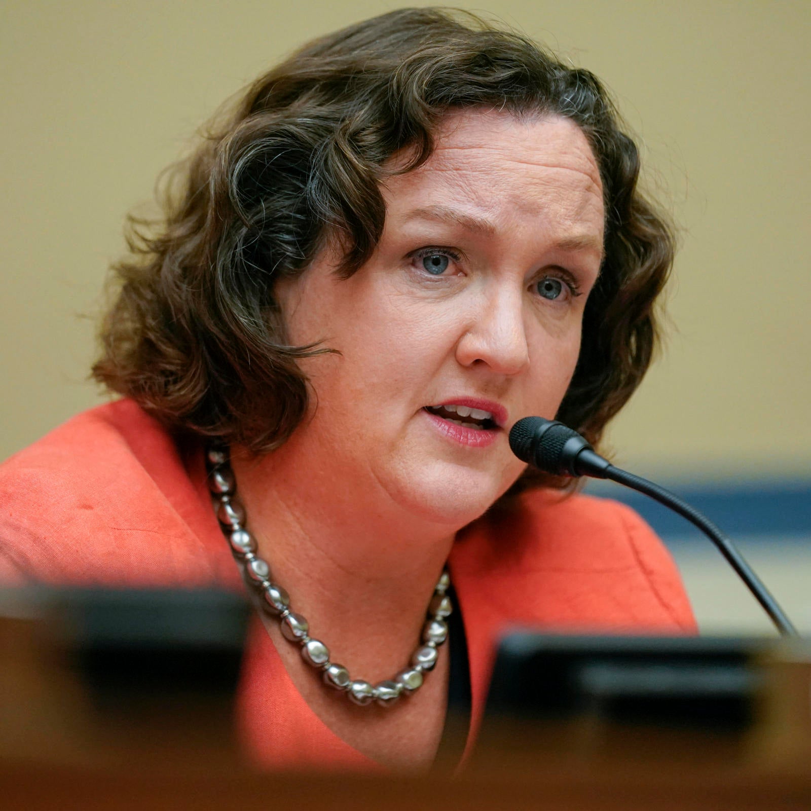 Former Orange County Rep. Katie Porter announces run for California ...