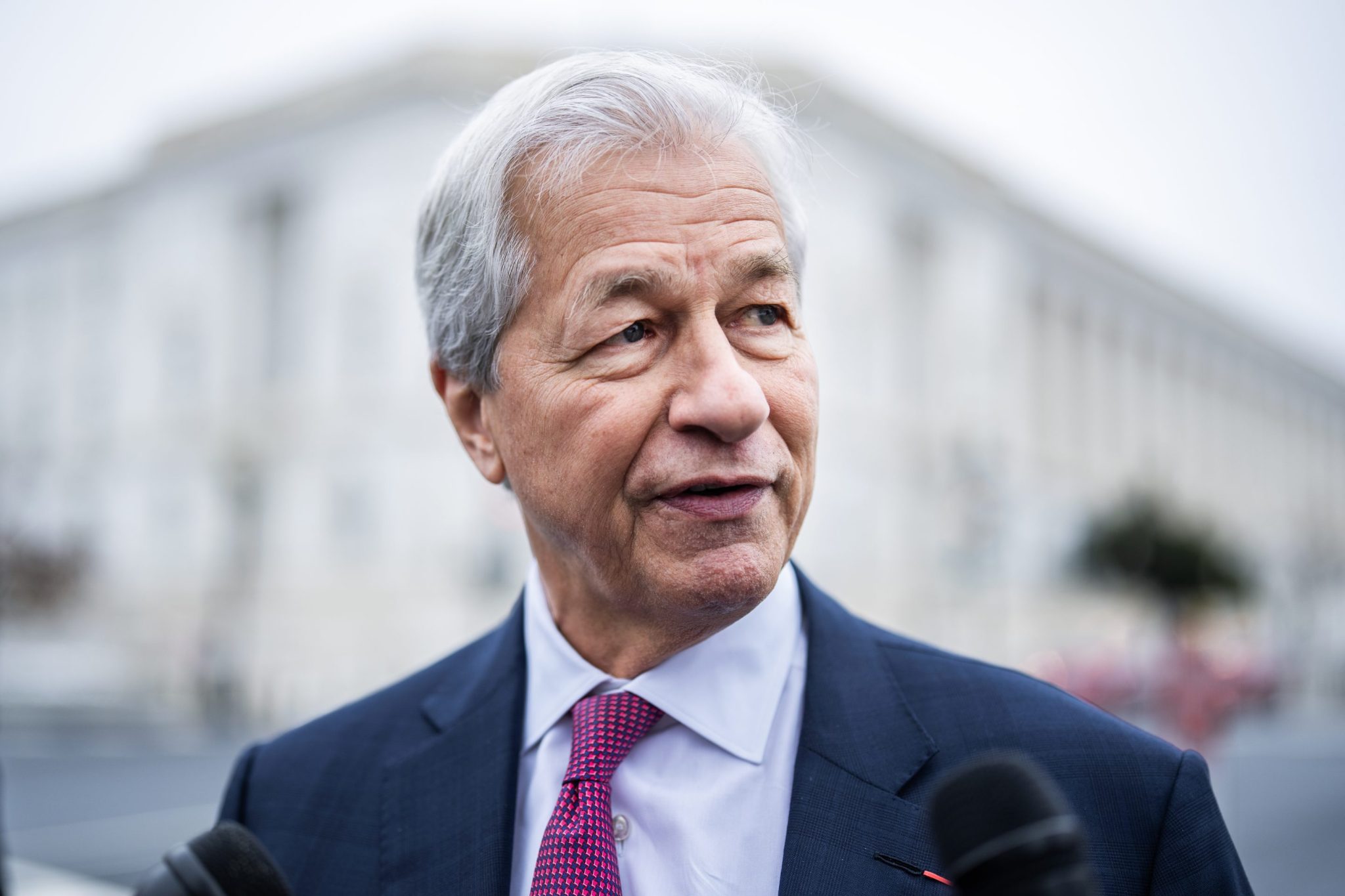 Jamie Dimon says Trump’s presidential pressure on the Fed is nothing ...