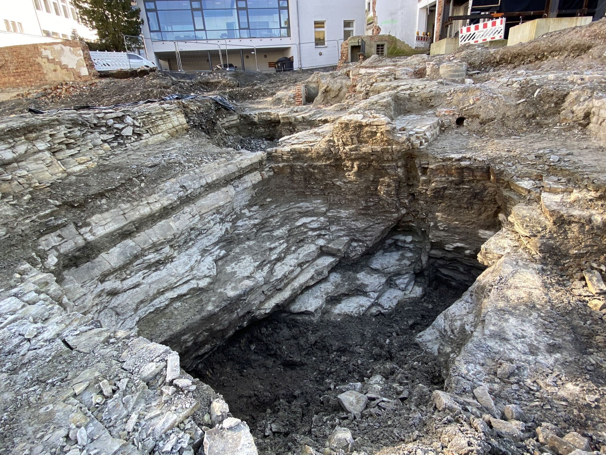 Lost Medieval Quarry and Cellars Discovered Underneath German City