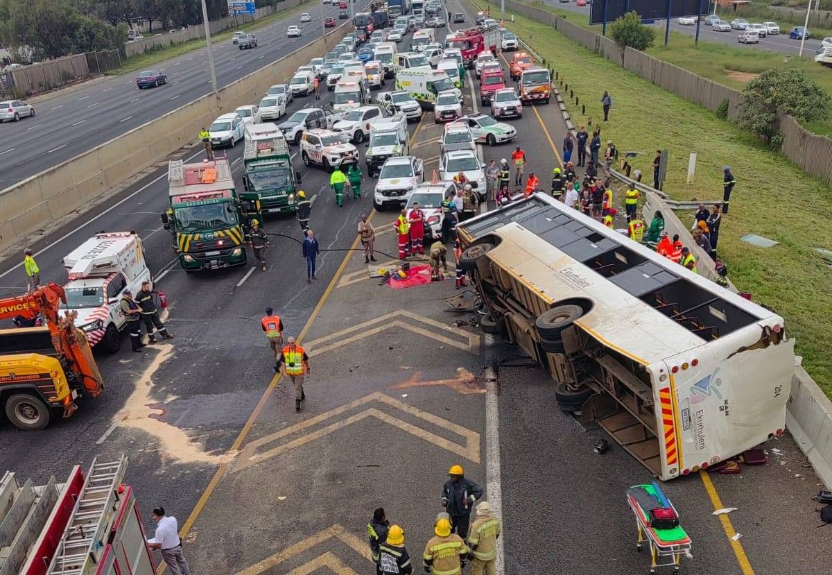 Death toll in R21 bus accident increases, cause revealed