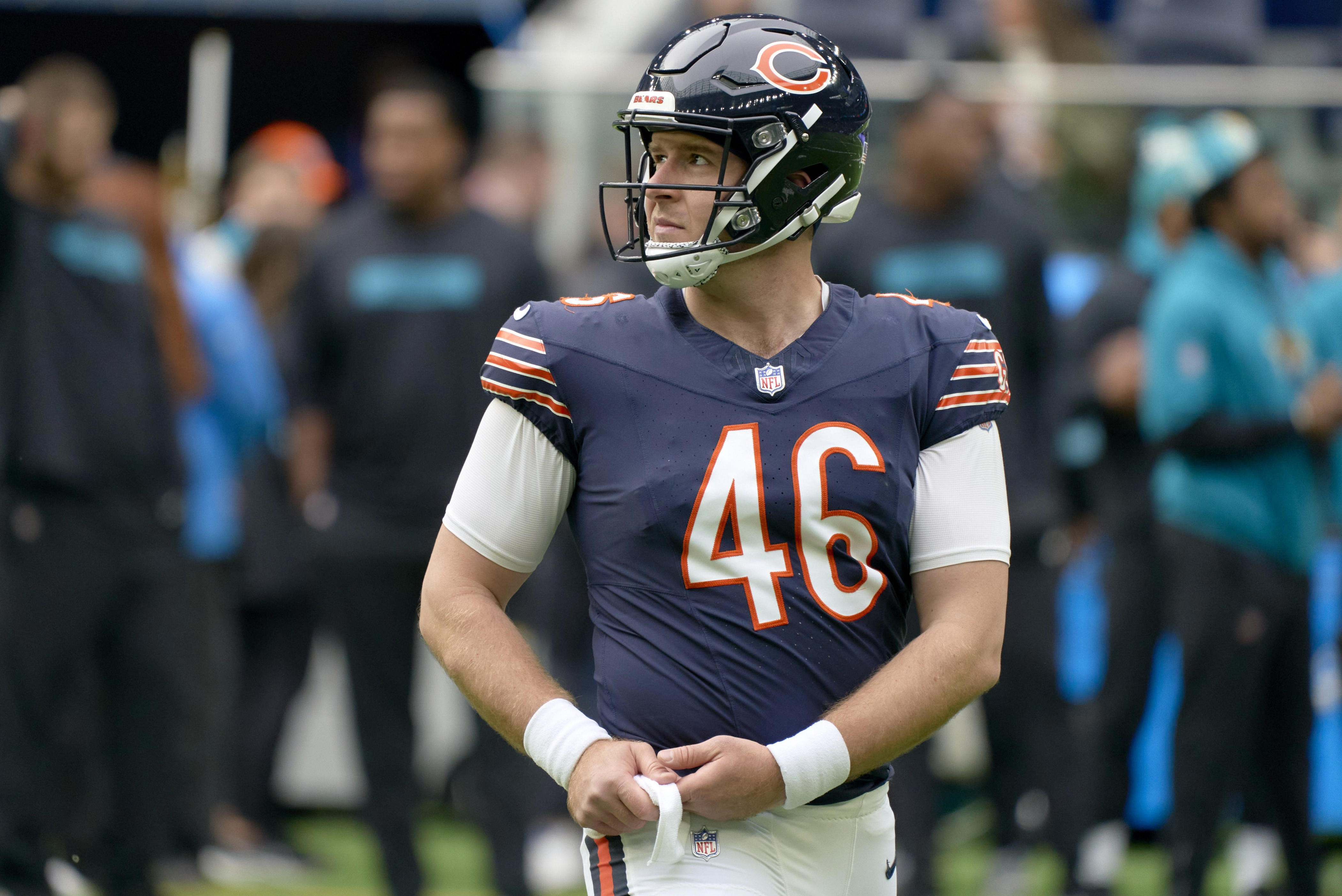 Sources: Bears to re-sign long snapper Scott Daly on a 1-year deal