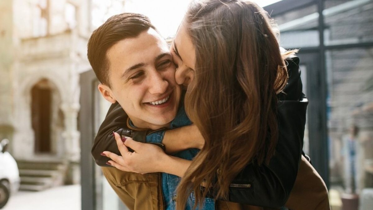 Signs Your Partner Trusts You and Doesn't Doubt Your Love