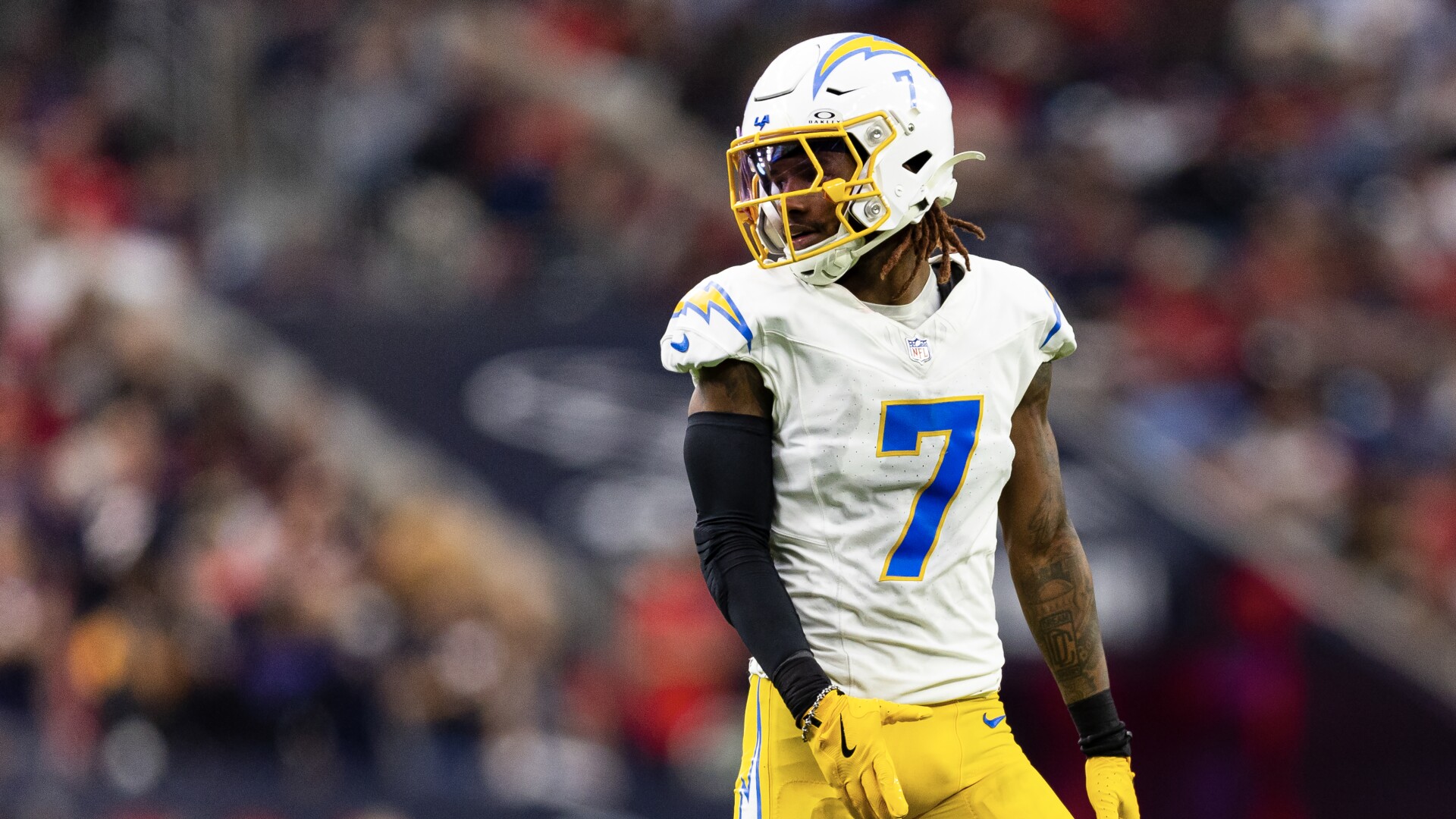 Chiefs agree to terms with Kristian Fulton