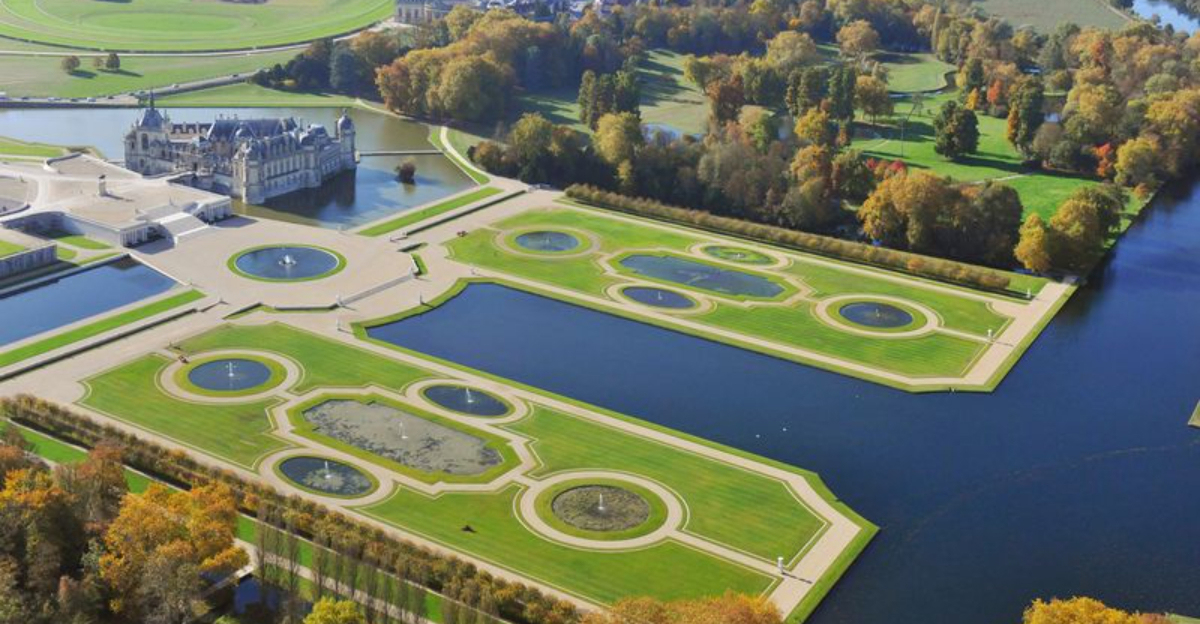 Escape Paris Crowds At A Nearby Well-Preserved Castle And Museum Called ... Escape Paris Crowds At A Nearby Well-Preserved Castle And Museum Called ...