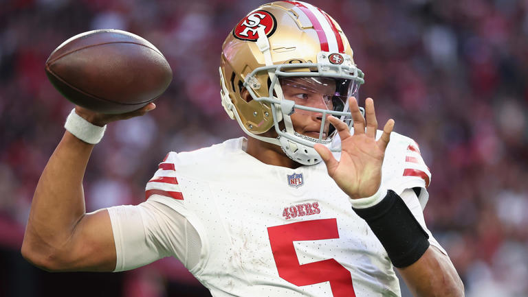 Patriots Signing Ex-Vikings, 49ers QB to Mentor Drake Maye