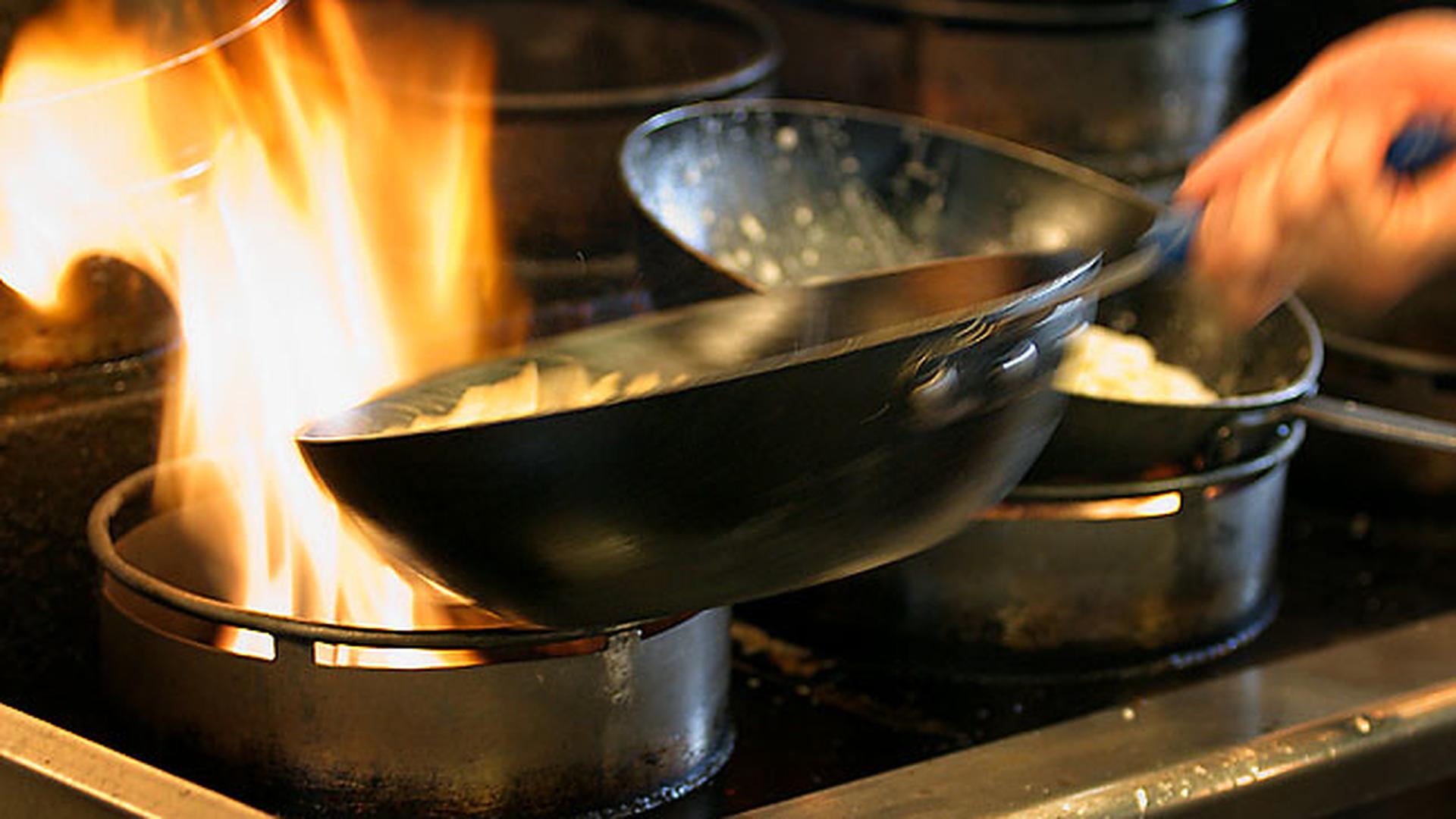 Cooking With Fire – Why Open-Flame Cooking Is Making a Comeback