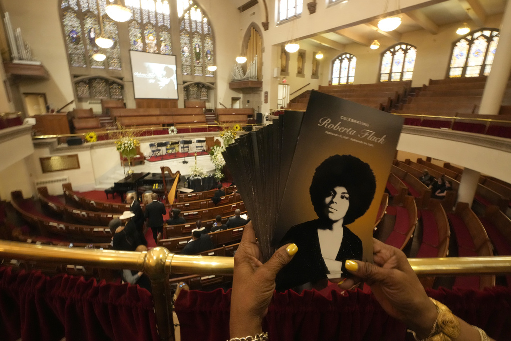 Lauryn Hill and Stevie Wonder delight at Roberta Flack's 'Celebration ...