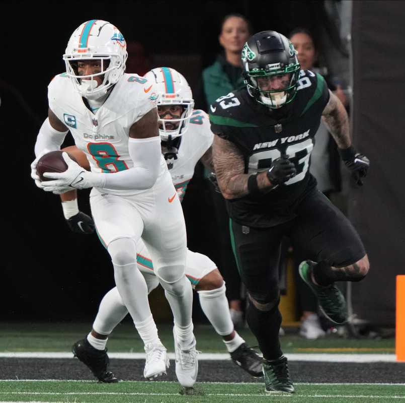 Dolphins Lose Star Safety to NFC East Team