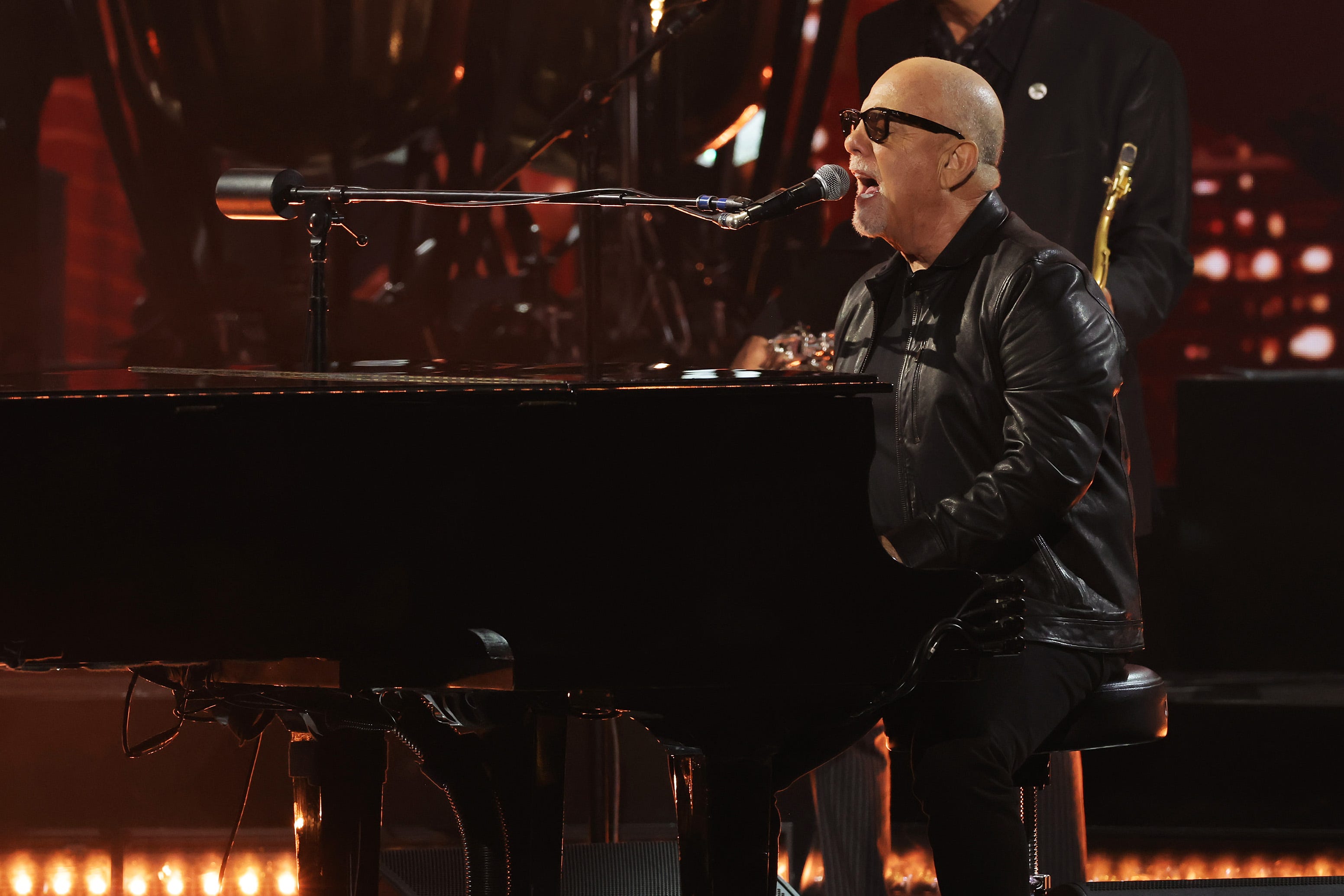 Billy Joel performs live for first time since brain disorder diagnosis