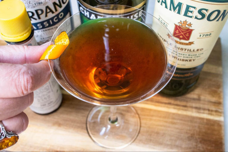 Tipperary - Classic Irish Whiskey Cocktail