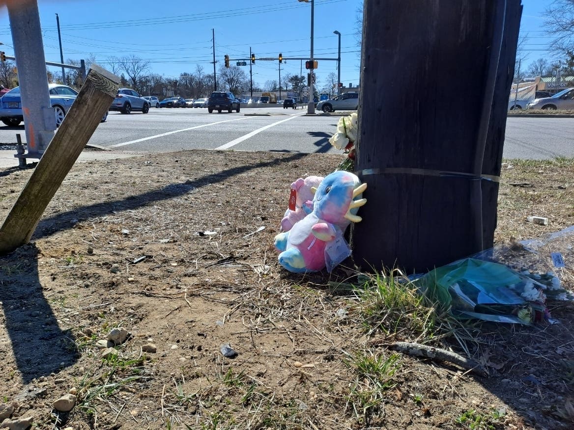 Support Pours In For Families Of Victims In Fatal Route 37 Crash