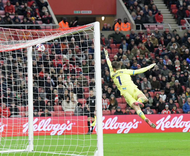 Phil Smith: I watched Sunderland's draw with Preston North End and ...