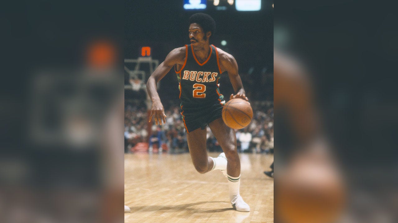 Bucks' Junior Bridgeman dead after medical emergency: reports