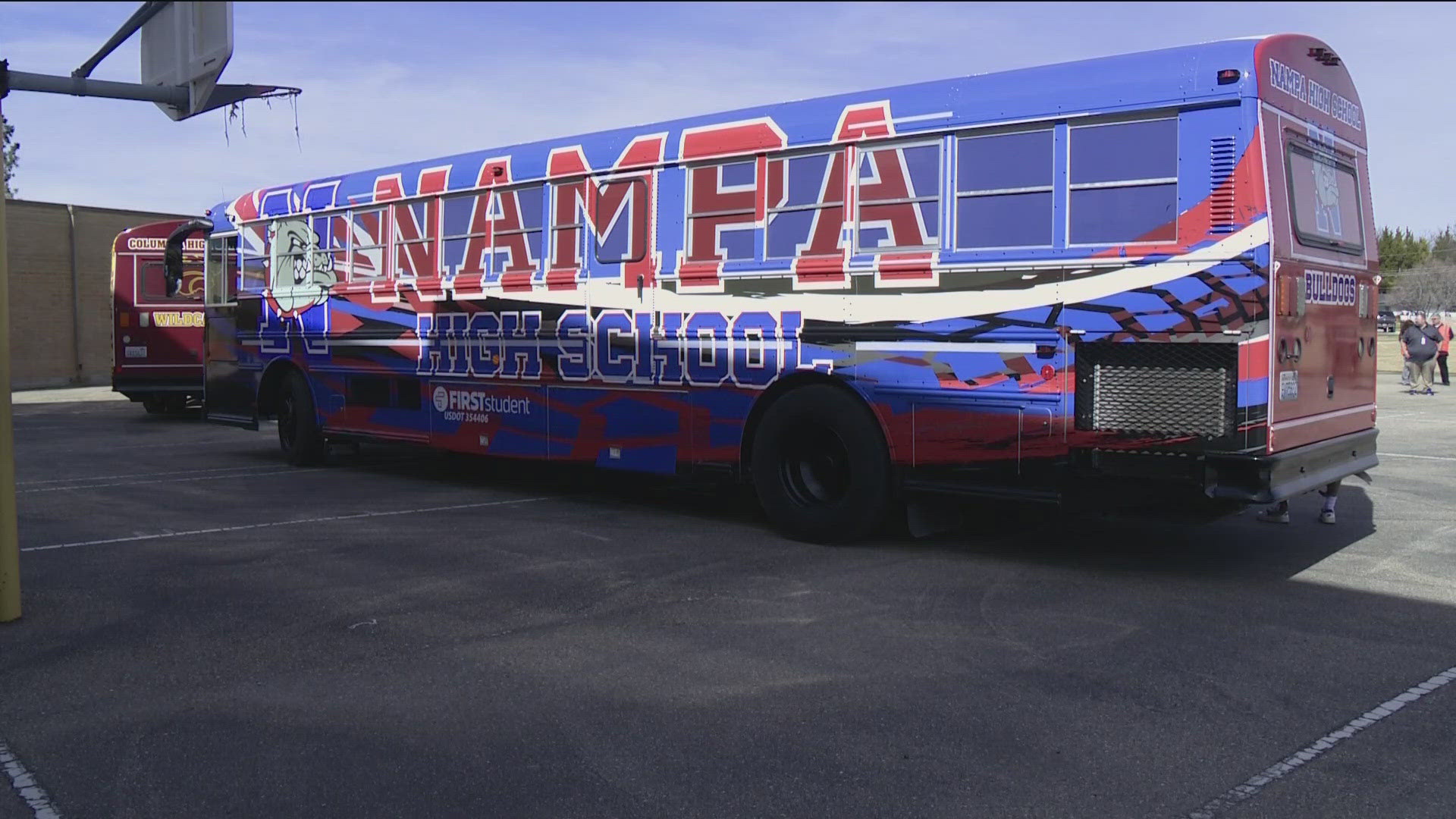 Nampa School District unveils newly wrapped buses